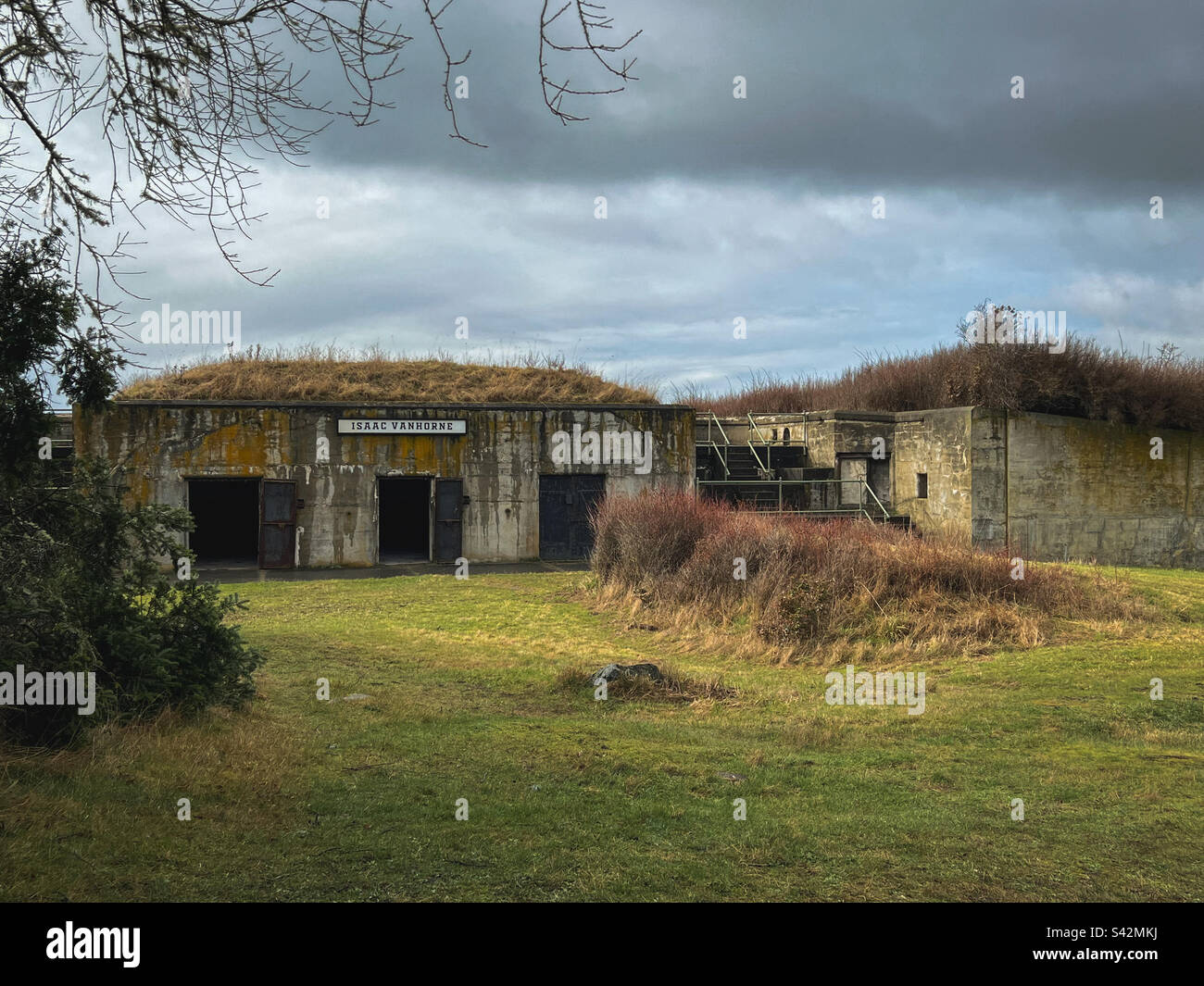 Army bunkers hi-res stock photography and images - Alamy