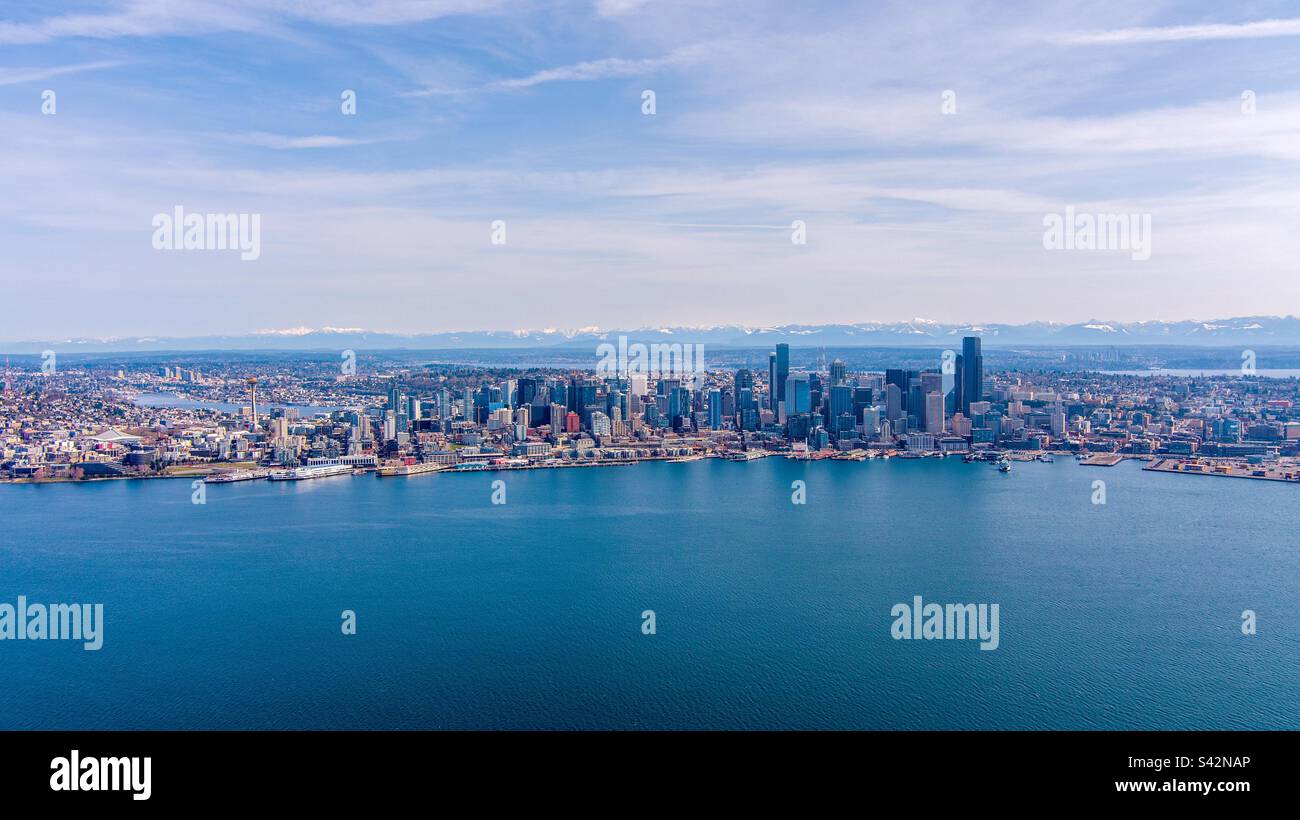 Aerial view of Seattle, Washington and Elliot Bay Stock Photo - Alamy