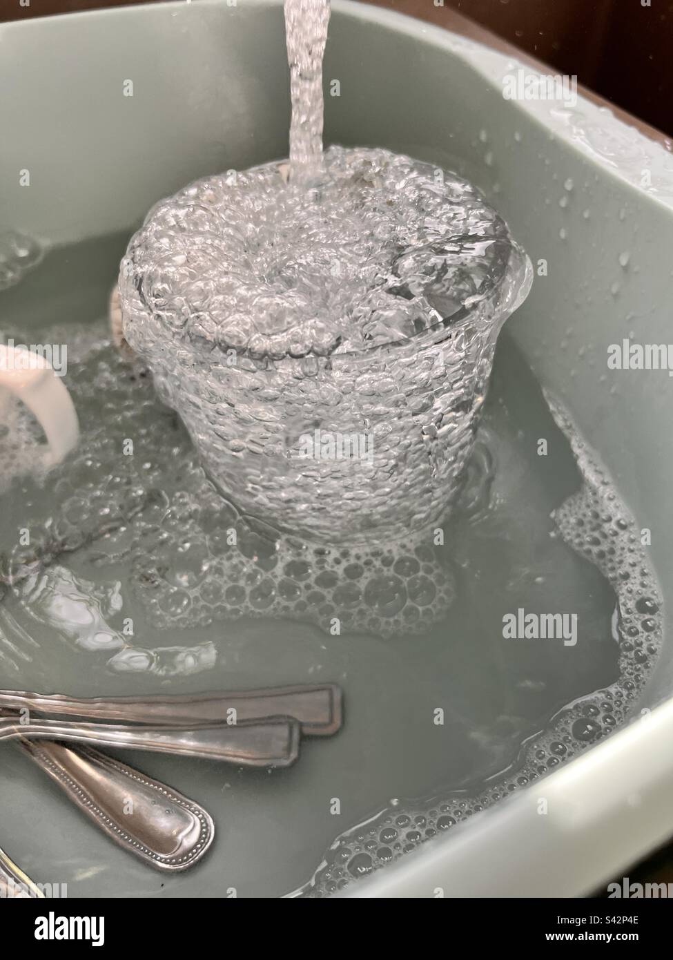 Bubbles running water hi-res stock photography and images - Alamy