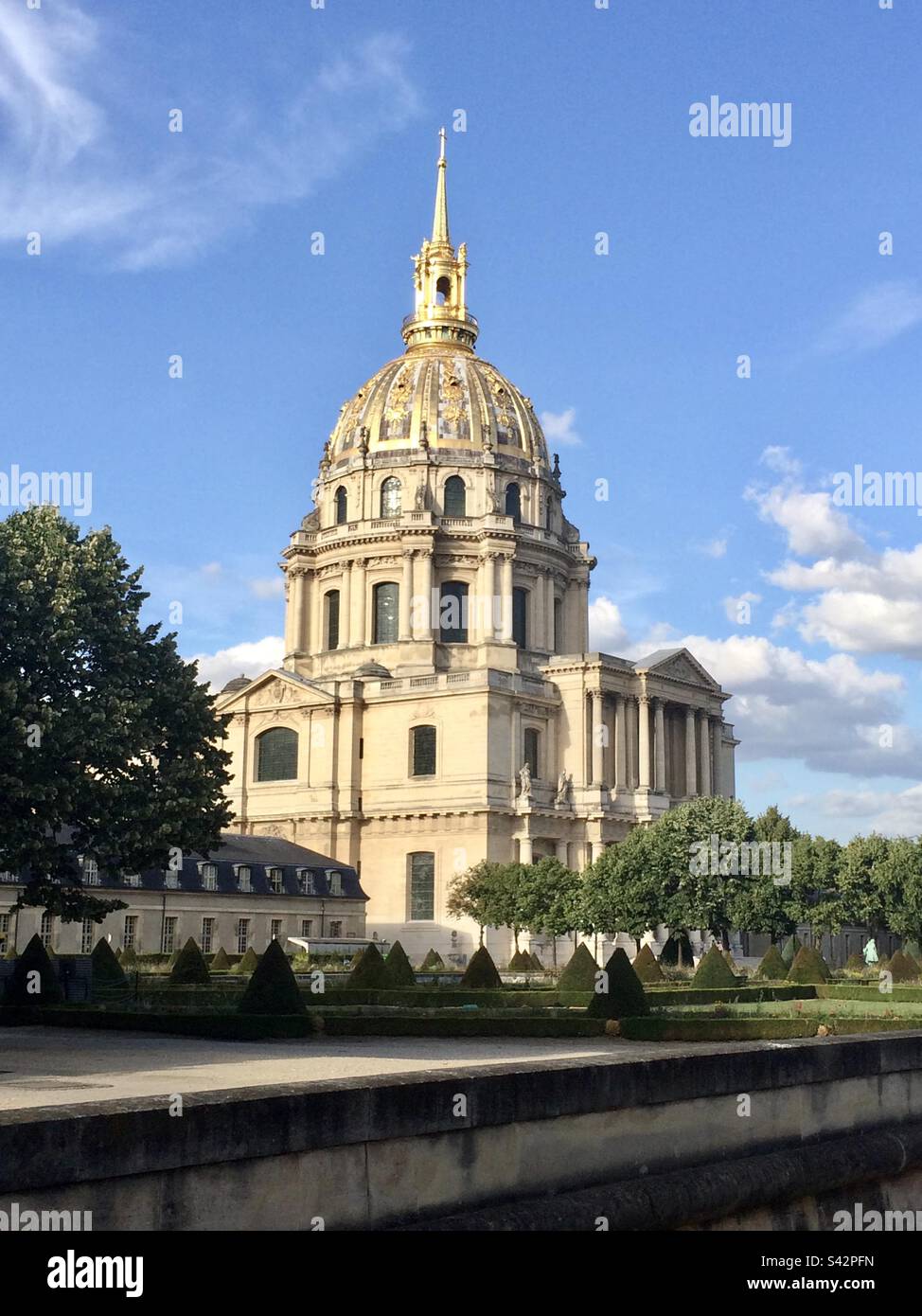Paris military hospital hi-res stock photography and images - Alamy
