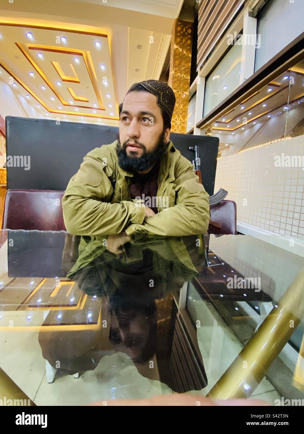 Taliban fighter hi-res stock photography and images - Alamy