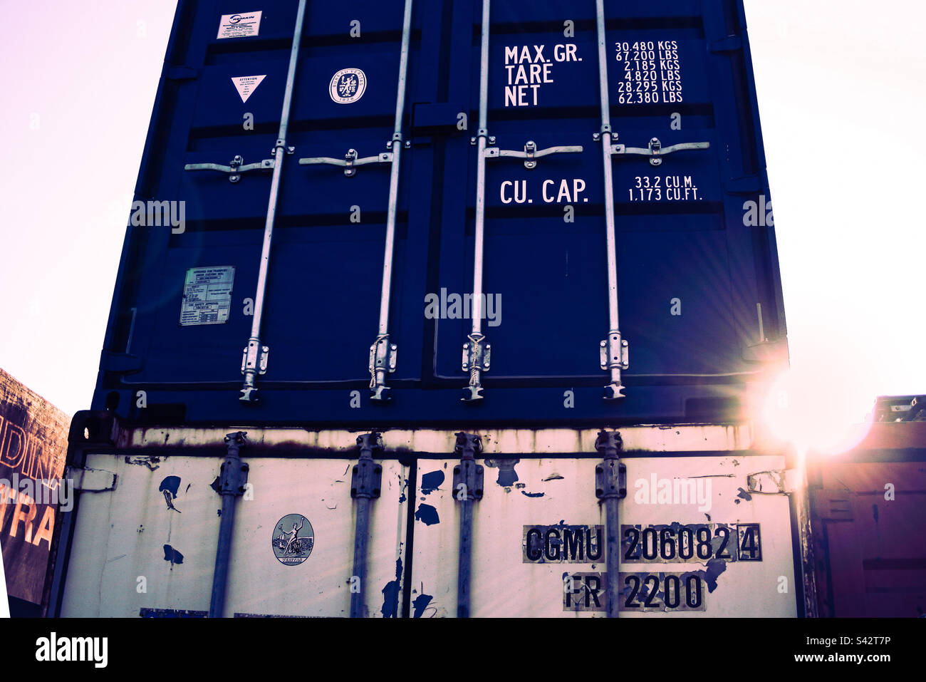 Cargo container and sun hi-res stock photography and images - Alamy