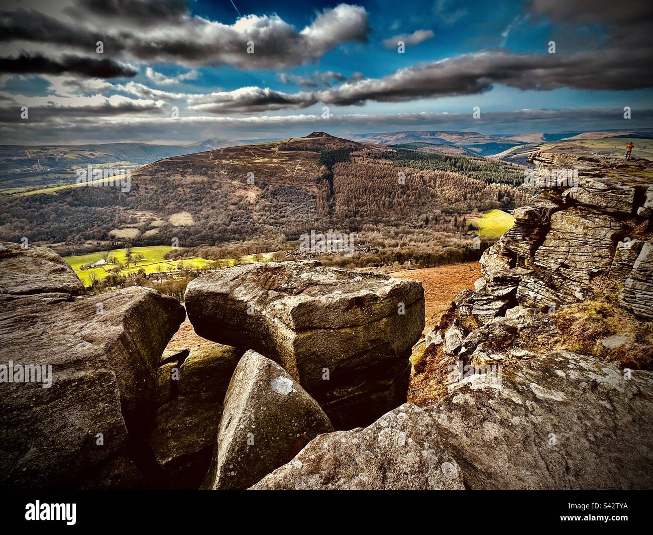 Explore peak district hi-res stock photography and images - Alamy
