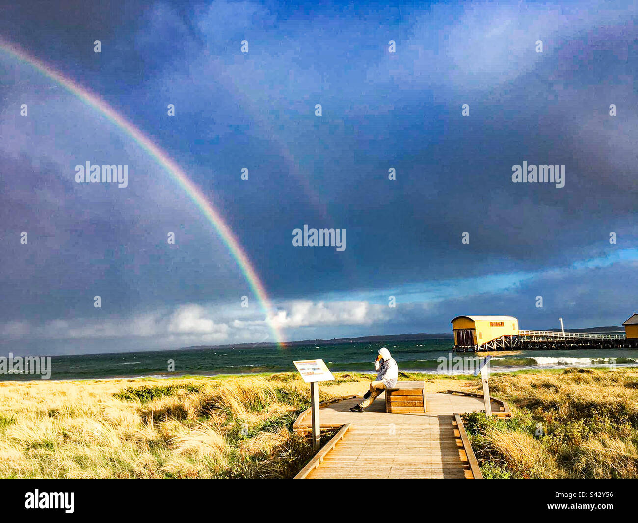 Rainbow iconic hi-res stock photography and images - Alamy