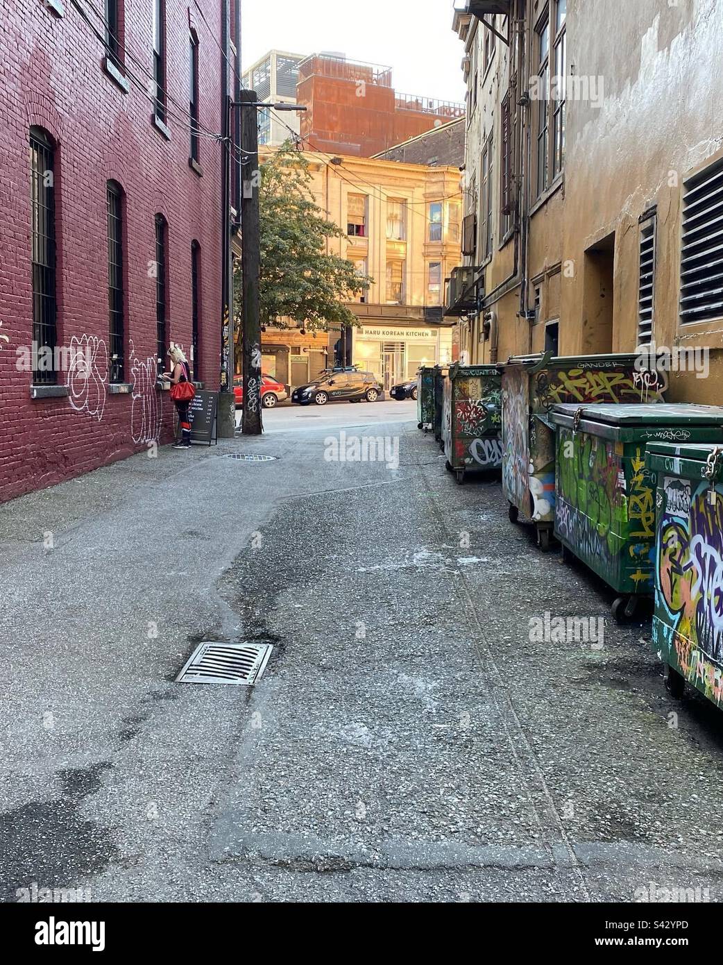 Back Alley Walk Up Café - Blood Alley Vancouver Stock Photo - Alamy