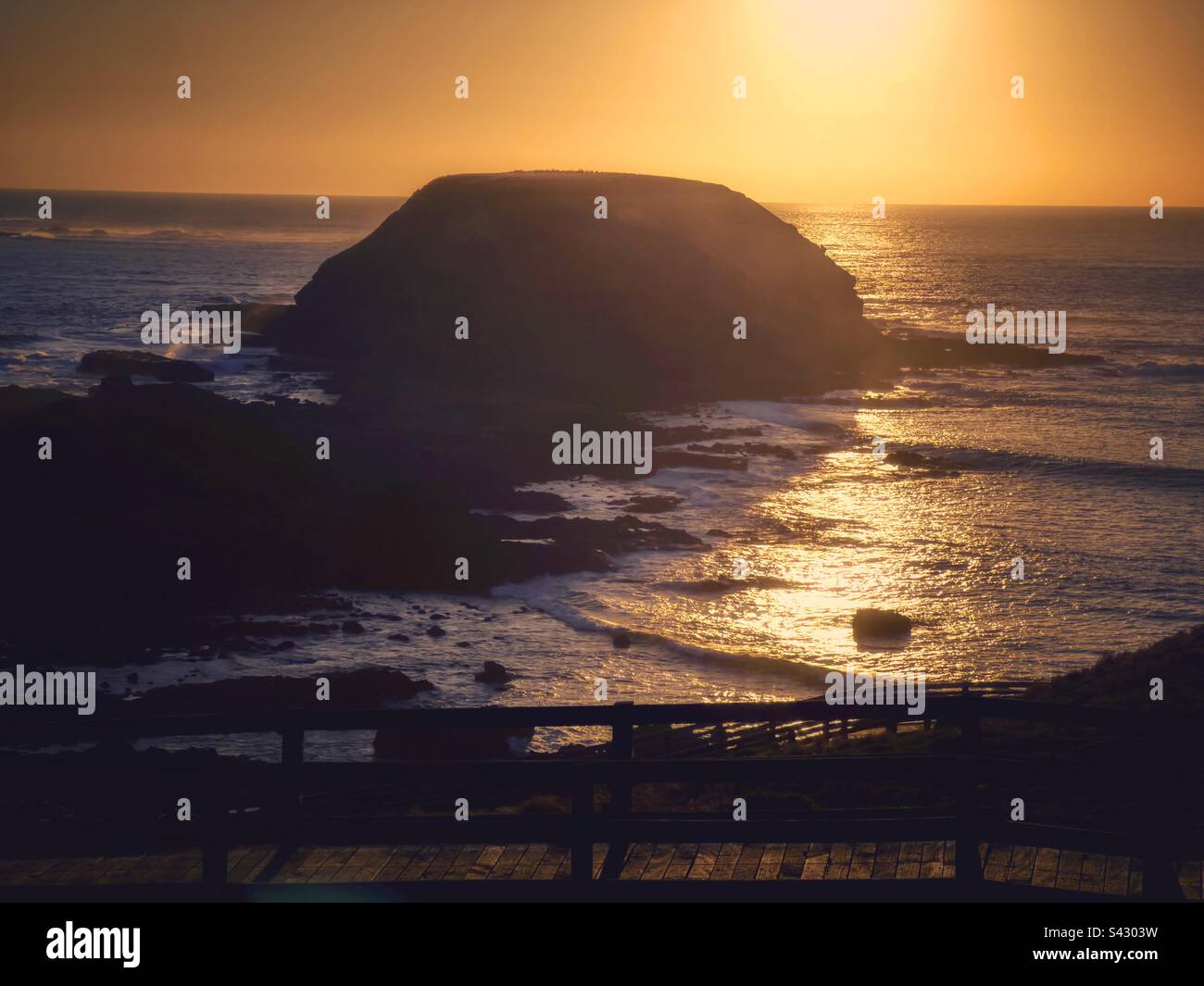 Philipp island hi-res stock photography and images - Alamy