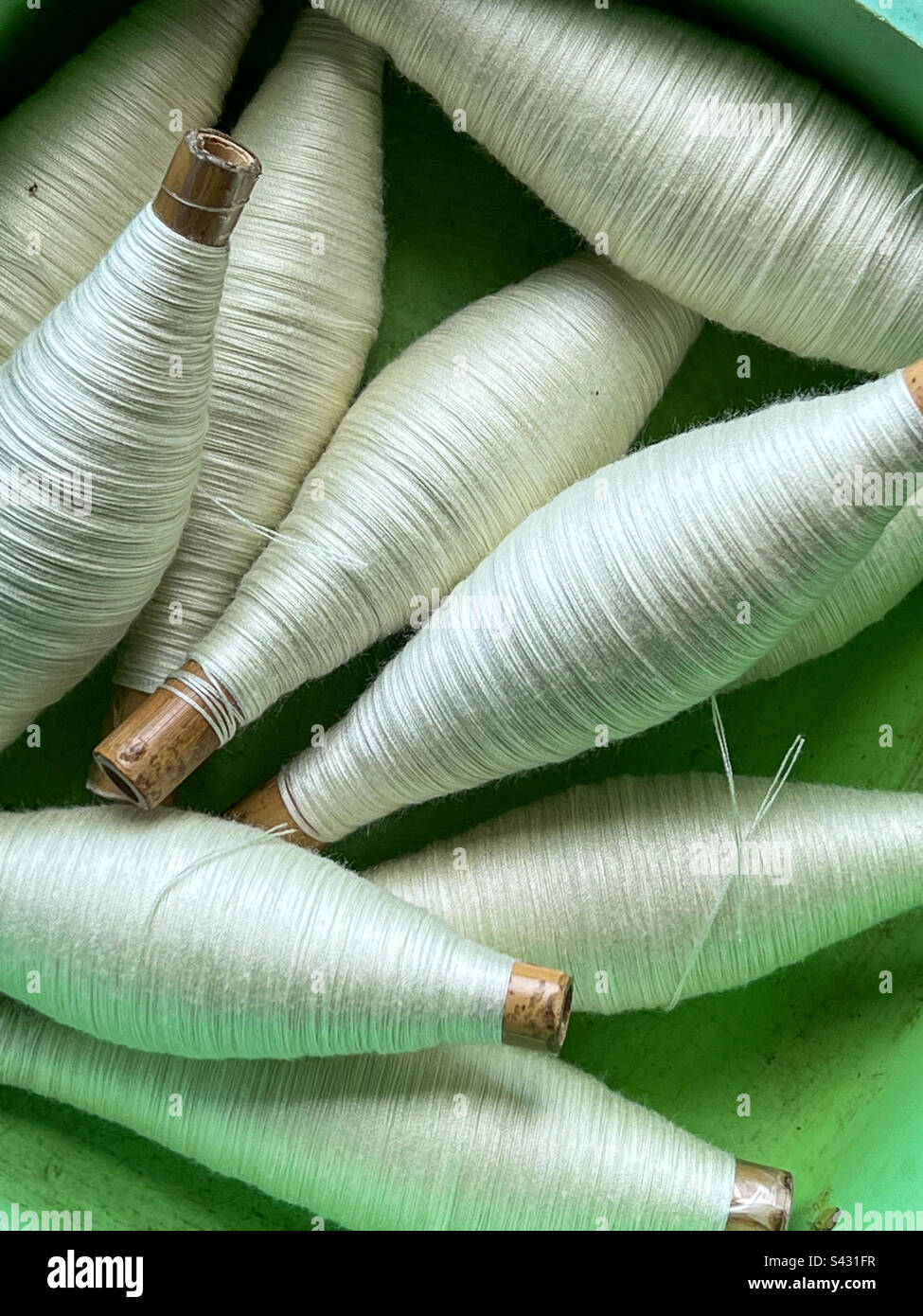 Spool threads hi-res stock photography and images - Alamy