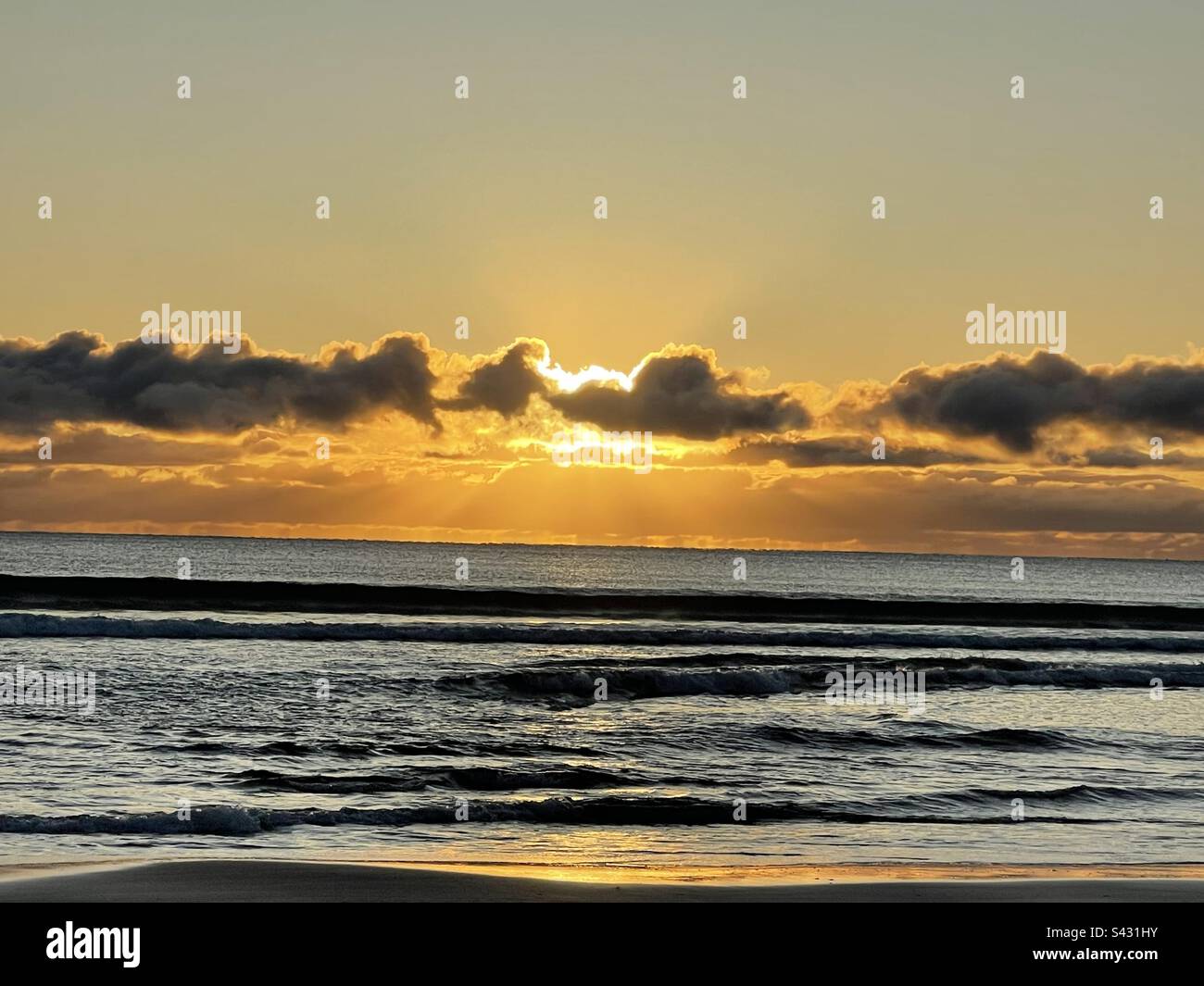Whangamata beach hi-res stock photography and images - Alamy