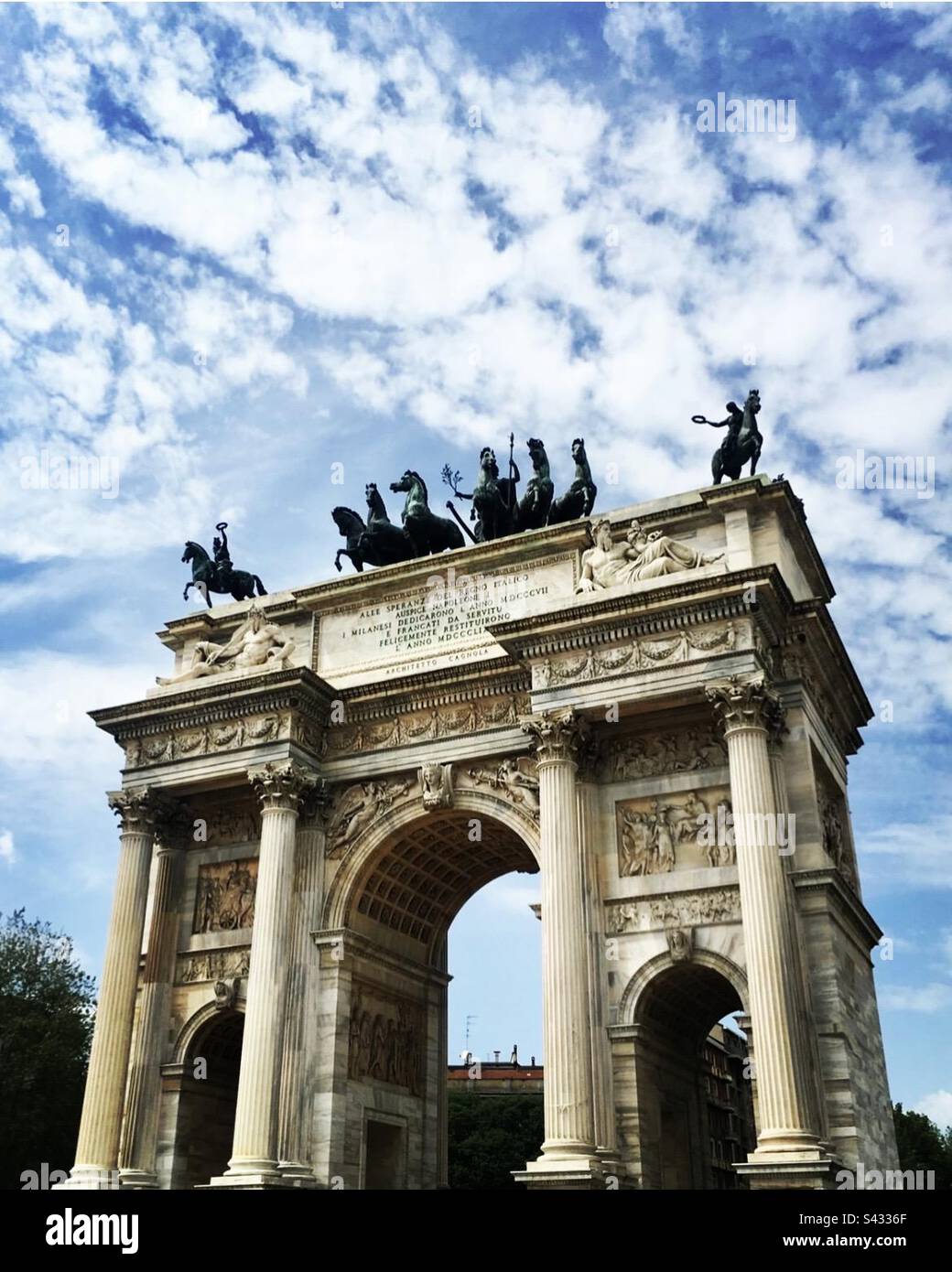 Milan city gate hi-res stock photography and images - Alamy