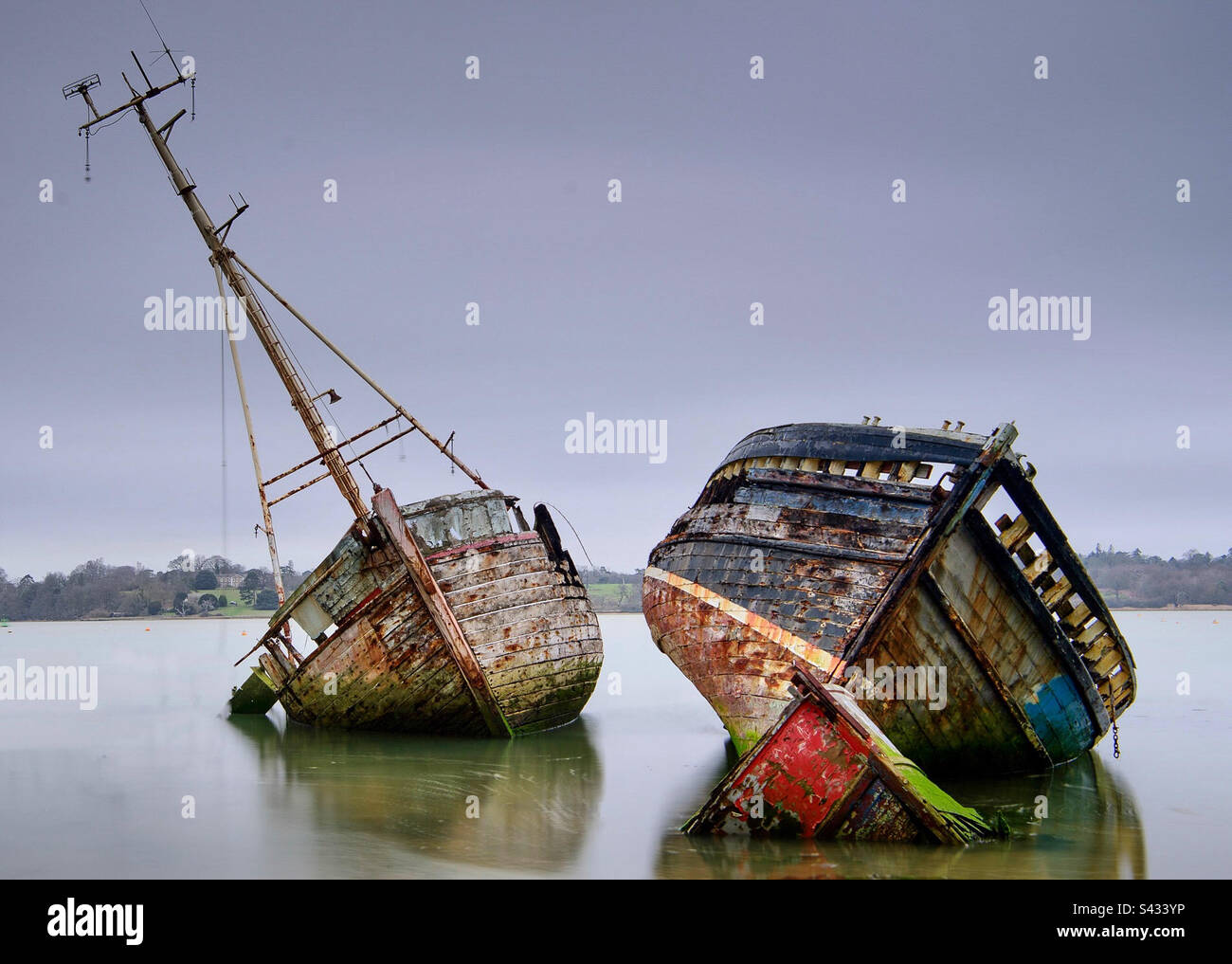 Pin mill hi-res stock photography and images - Alamy