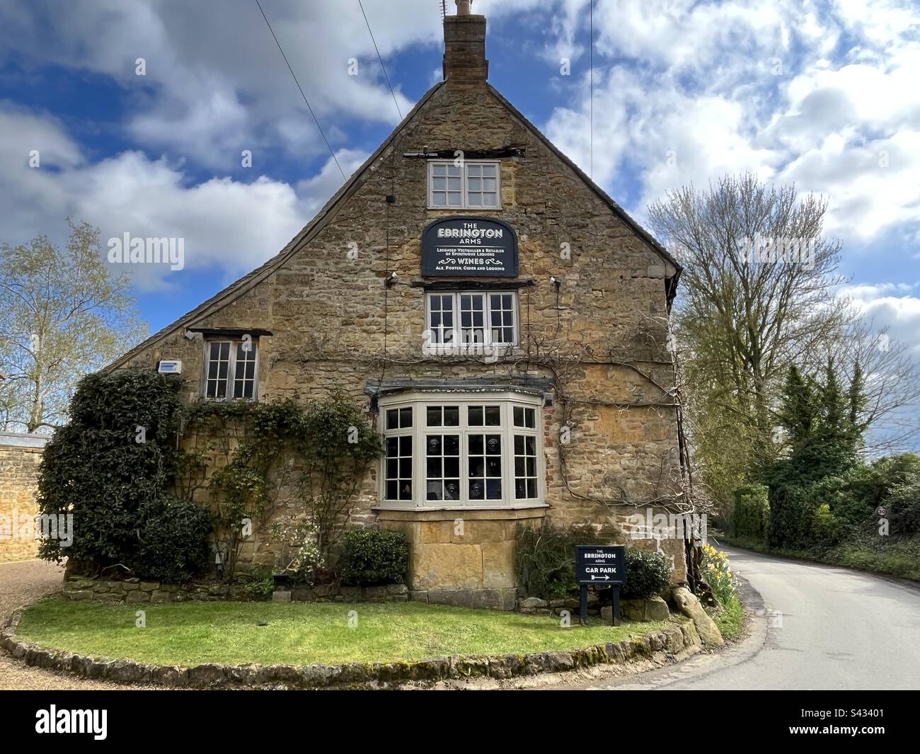 The Ebrington Arms in the Cotswold village of Ebrington,Gloucestershire ...