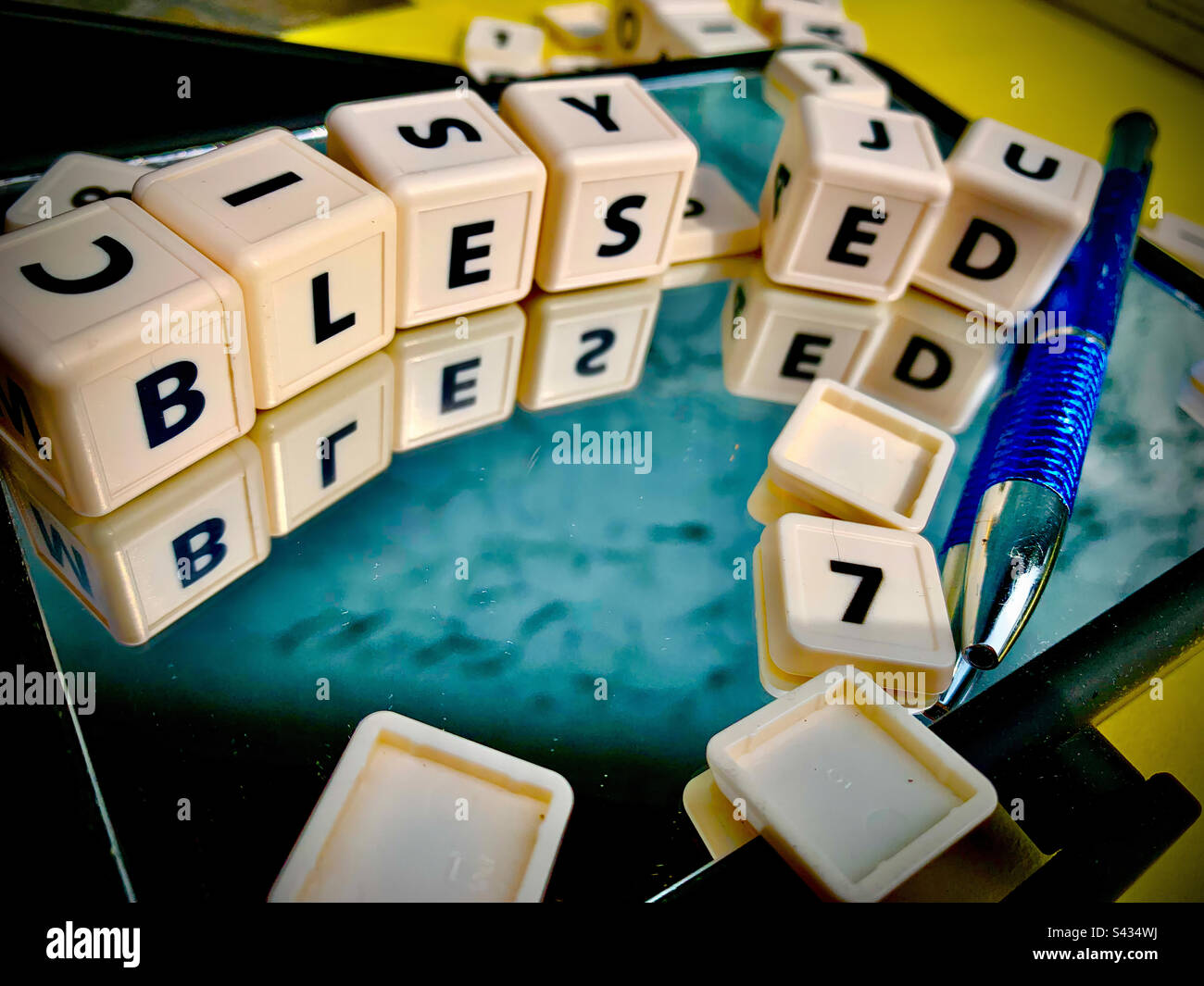 Morning greetings kids hi-res stock photography and images - Alamy