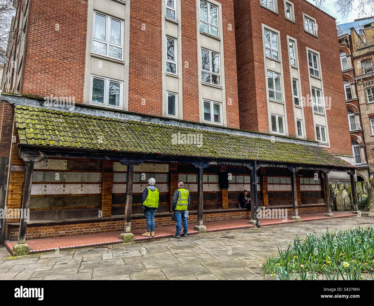 Postman’s park, London Stock Photo - Alamy