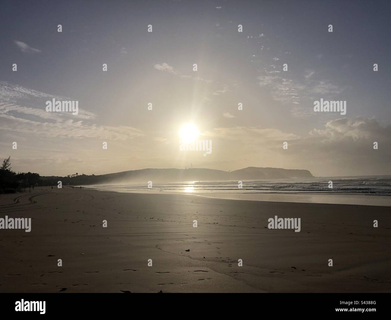 Moonlight serenity hi-res stock photography and images - Alamy