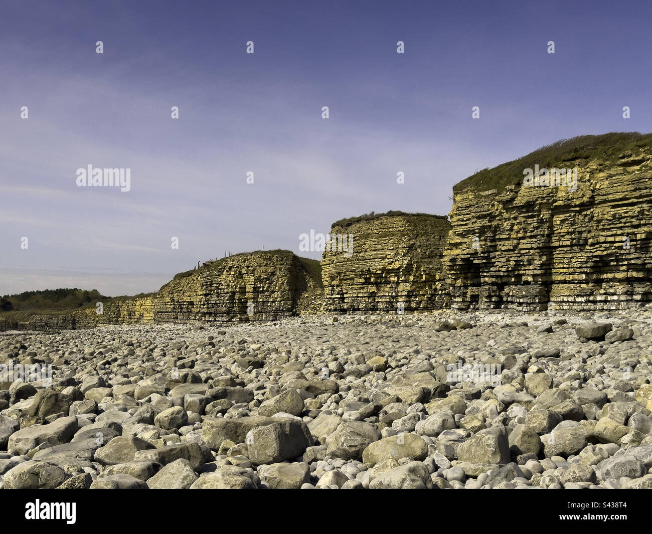Cliffs at Rhoose Point Stock Photo - Alamy