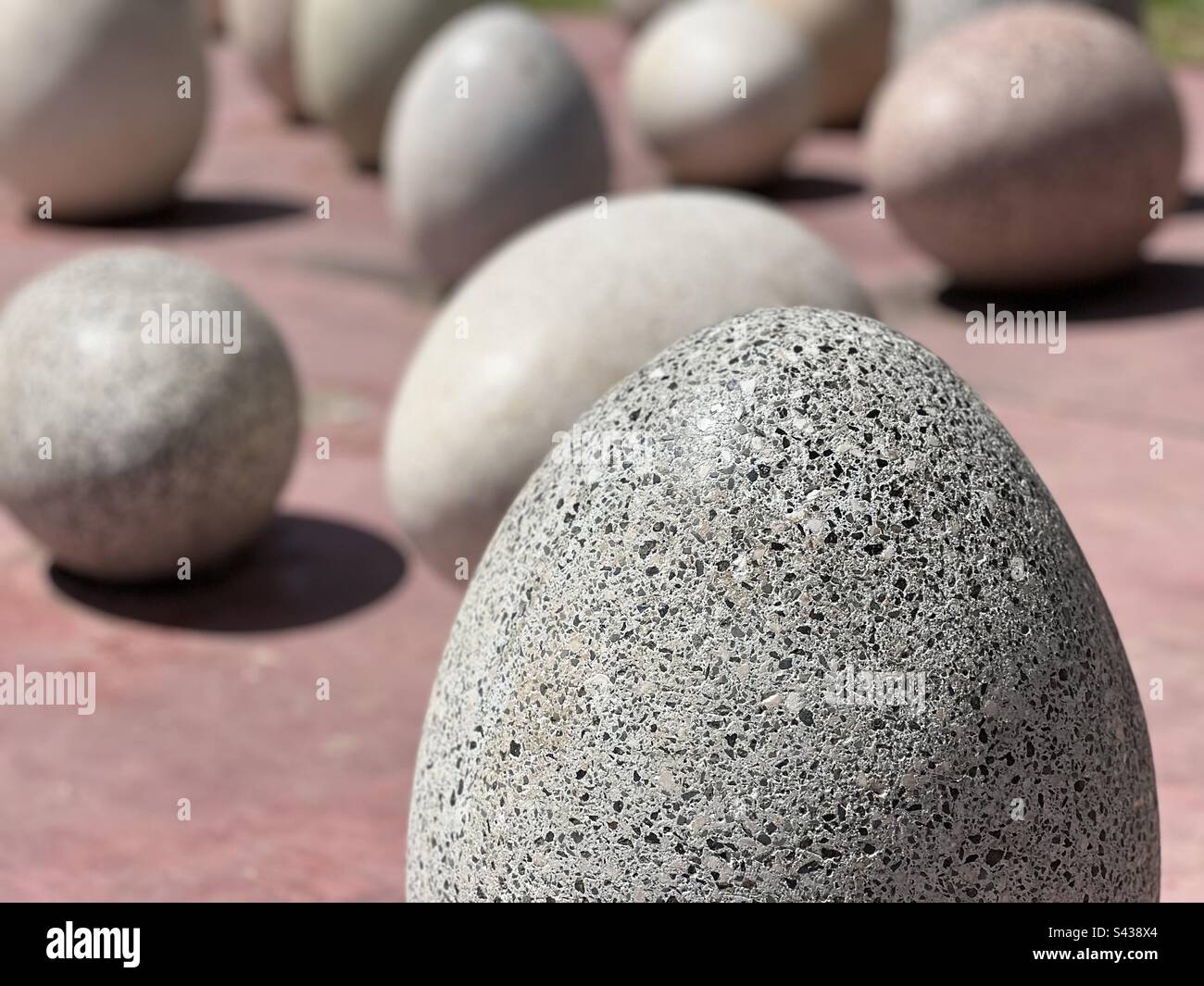 Outside stone egg display hi-res stock photography and images - Alamy