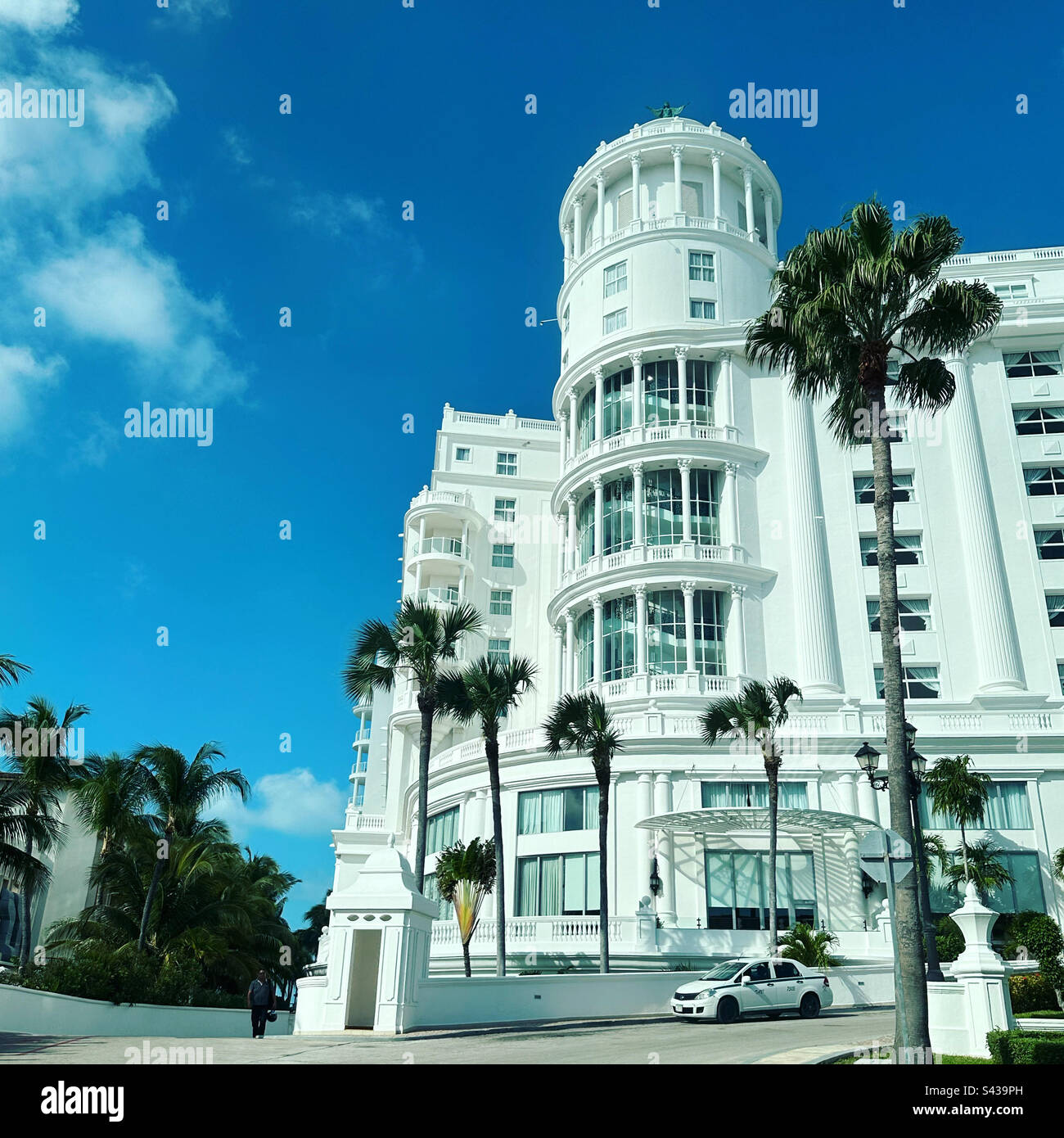 Hotel Riu Cancun, Hotel Zone, Cancun, Quintana Roo, Mexico Stock Photo ...