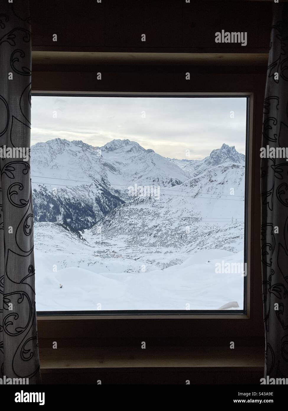 View of snow window hi-res stock photography and images - Alamy