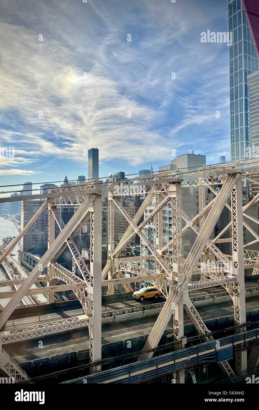 New york queensboro bridge hi-res stock photography and images - Alamy