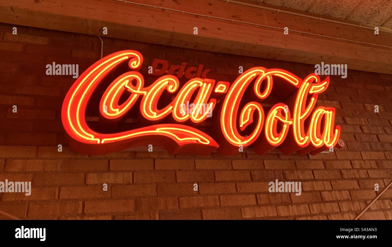 Neon coca cola sign hi-res stock photography and images - Alamy