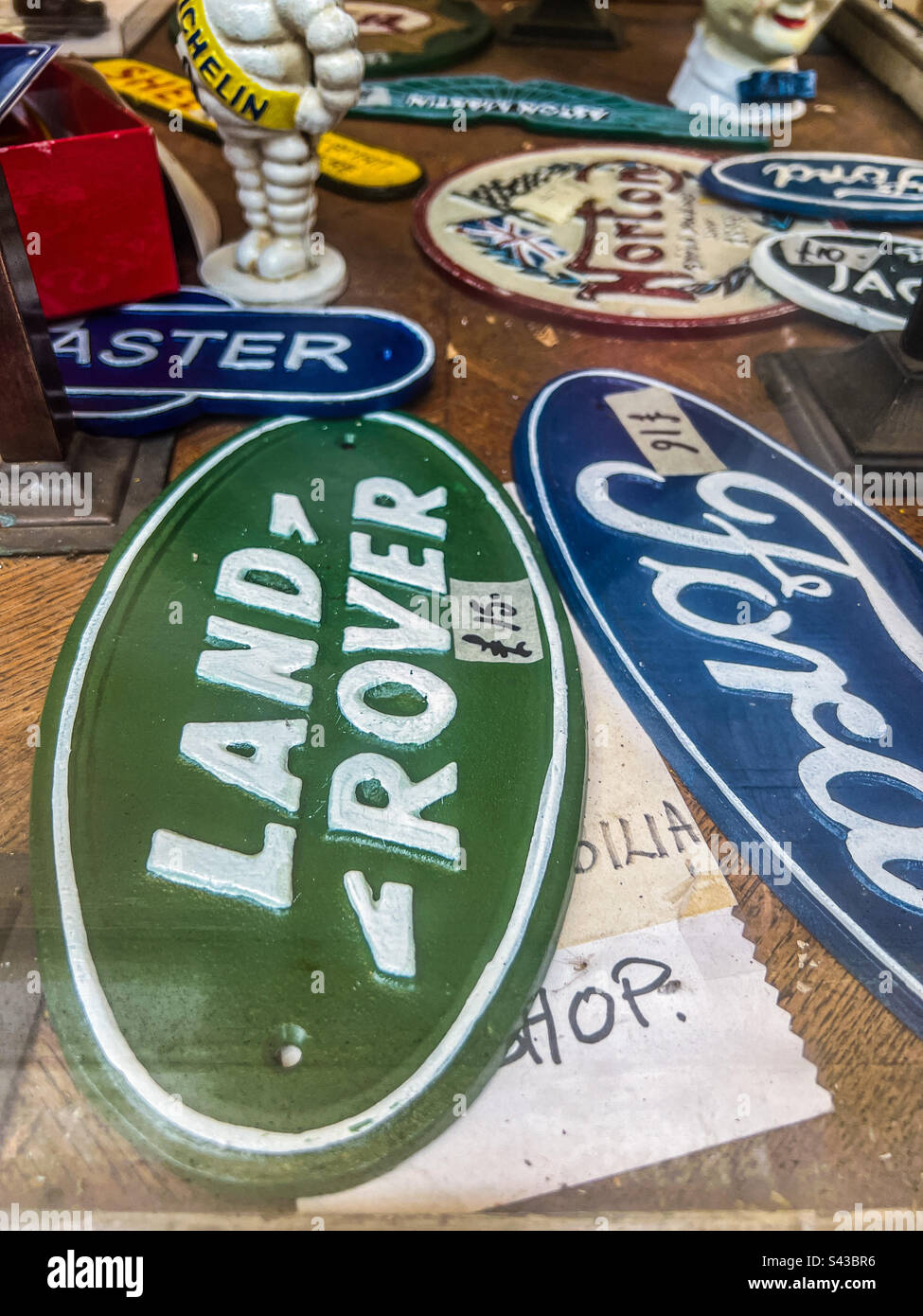 Land Rover and Ford signs for sale Stock Photo - Alamy