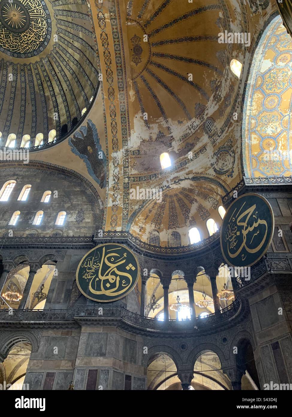 Hagia sophia grand mosque interior hi-res stock photography and images - Alamy