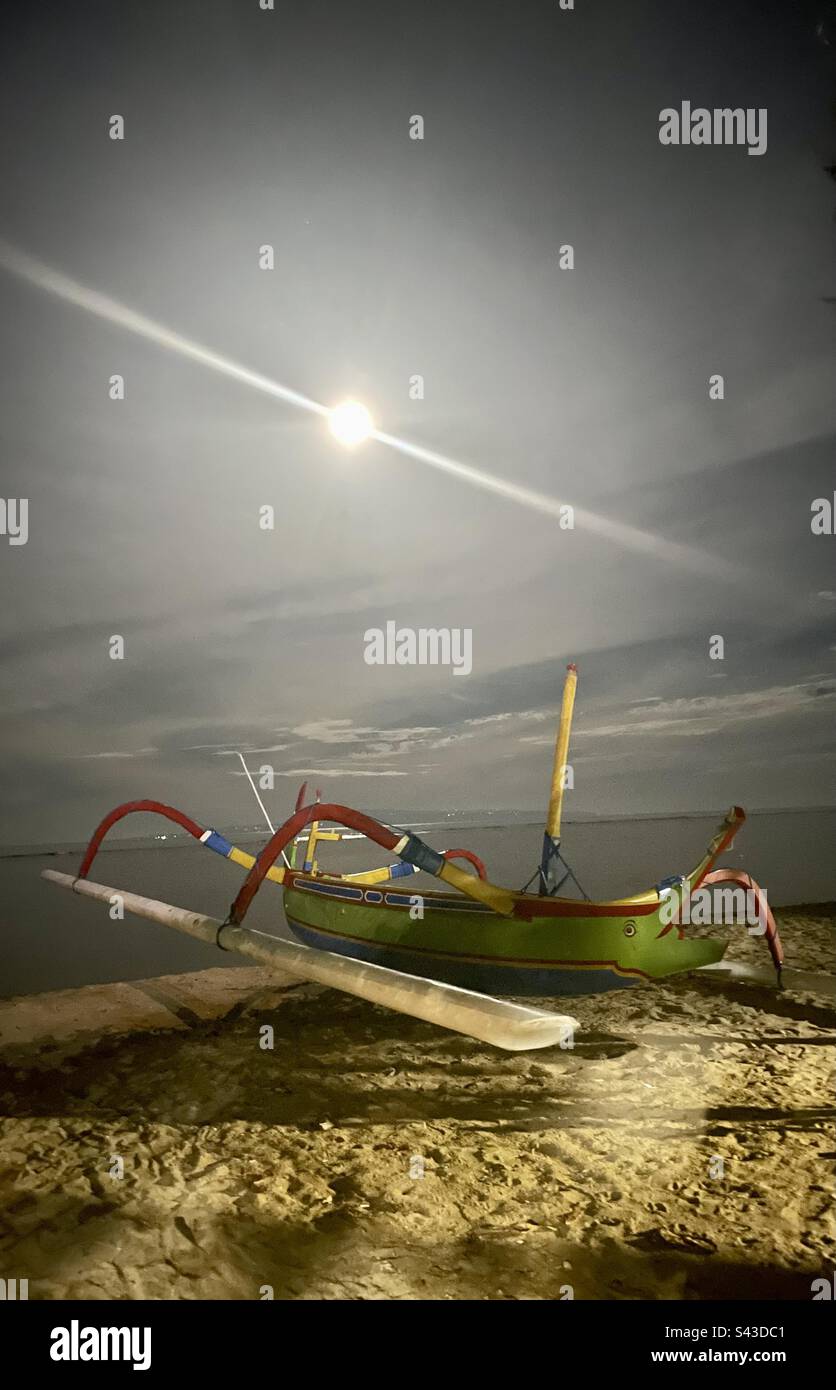 Moonlight boat hi-res stock photography and images - Alamy