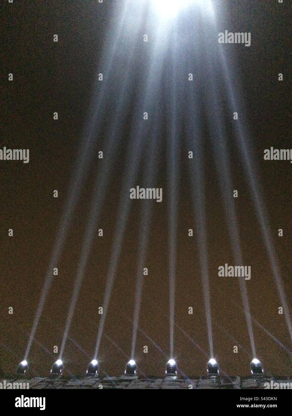 Spotlight beam hi-res stock photography and images - Alamy