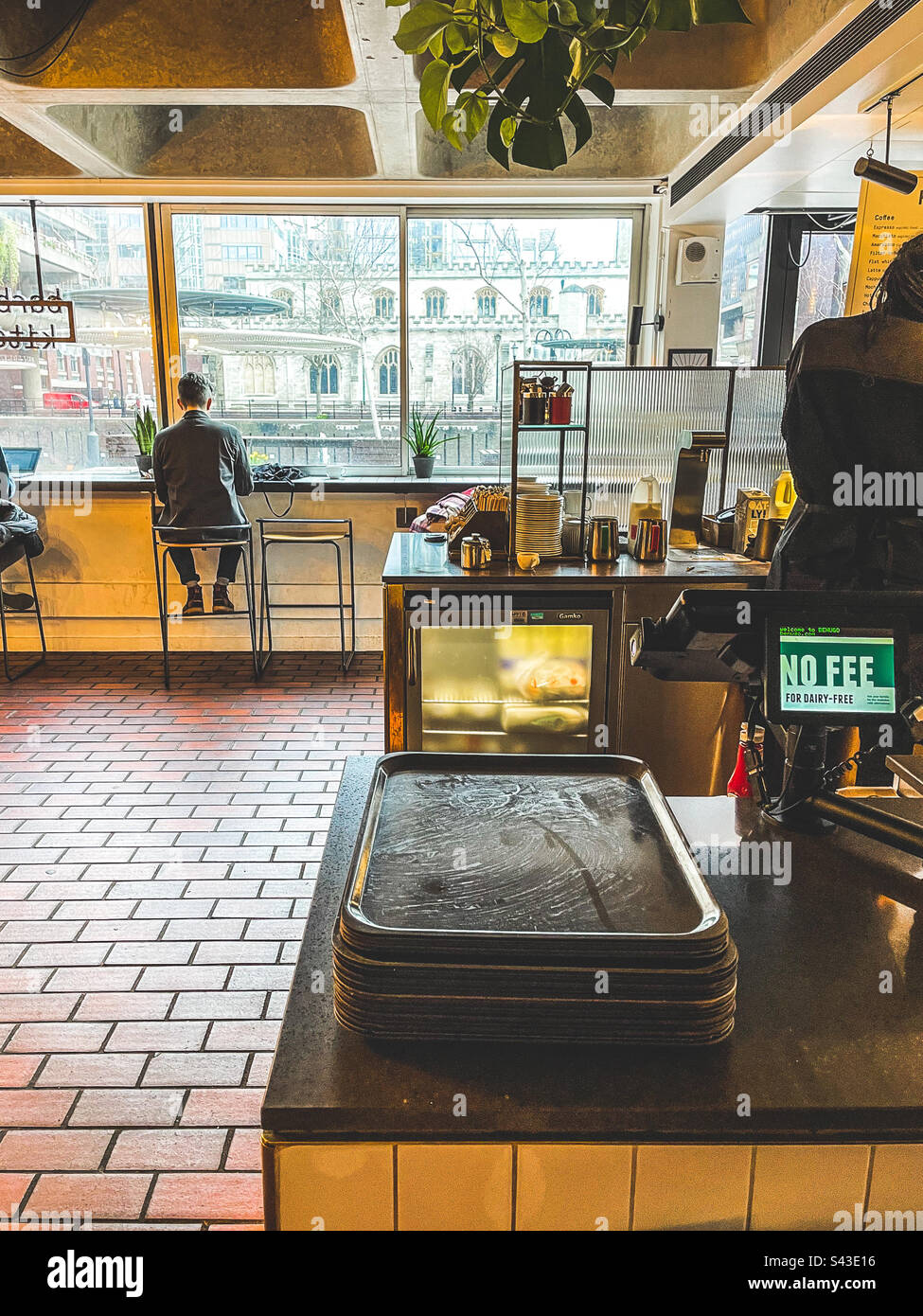 Barbican cafe hi-res stock photography and images - Alamy