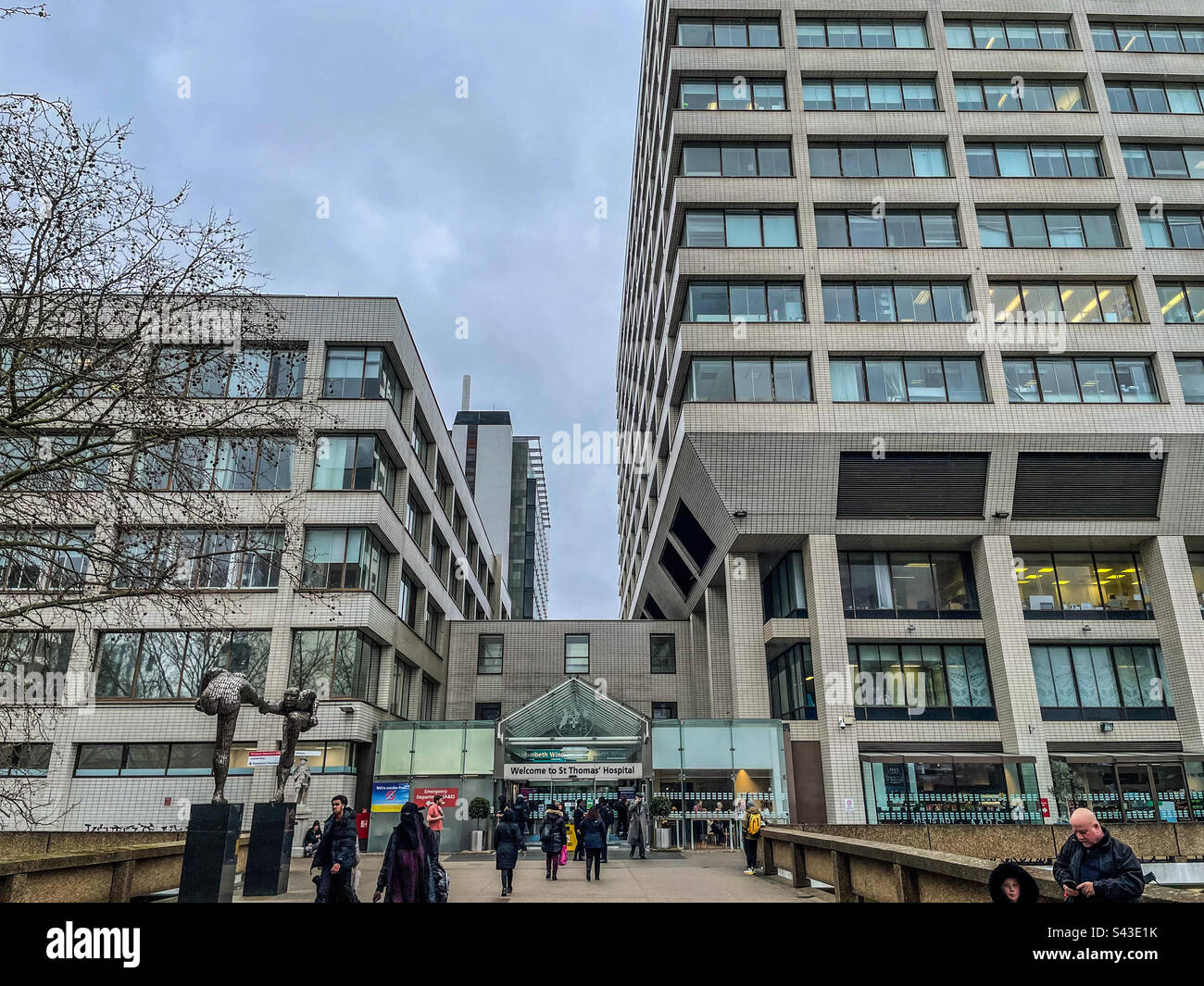 St Thomas hospital, London Stock Photo - Alamy