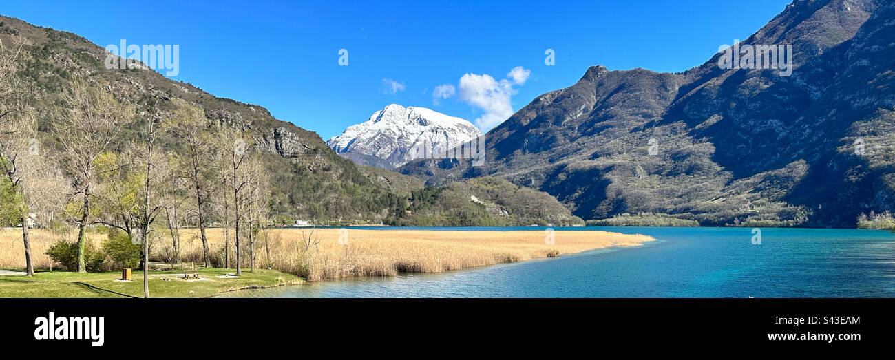 Il lago hi-res stock photography and images - Alamy