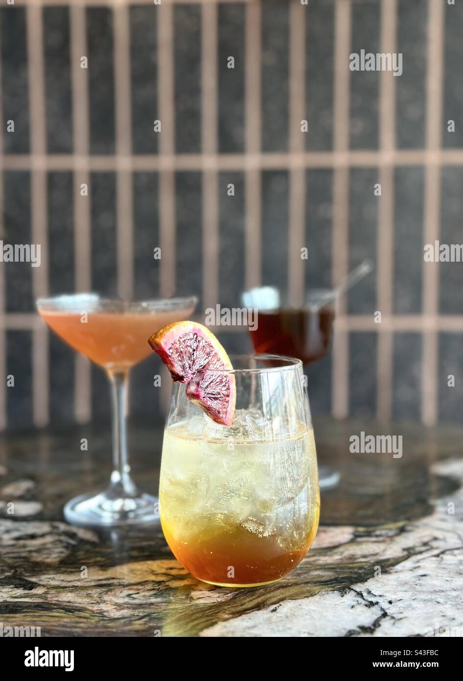 Cocktails happy hour hi-res stock photography and images - Alamy