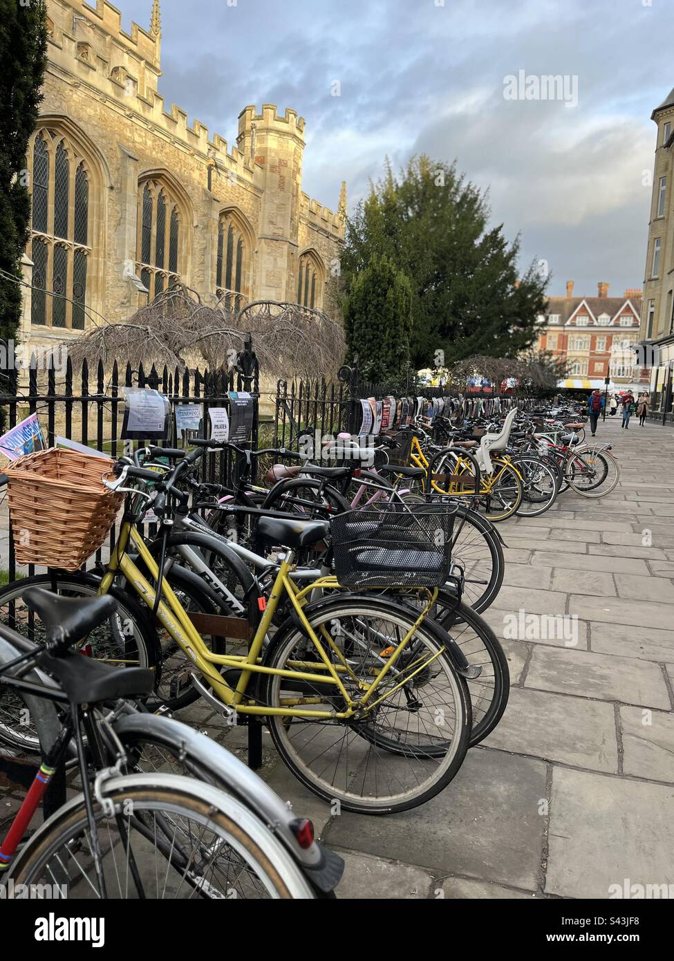 Bikes cambridge hi-res stock photography and images - Alamy