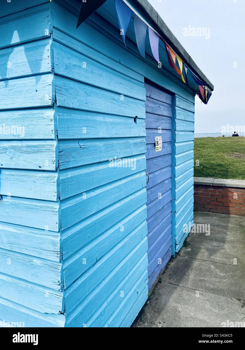 Blue hut hi-res stock photography and images - Alamy