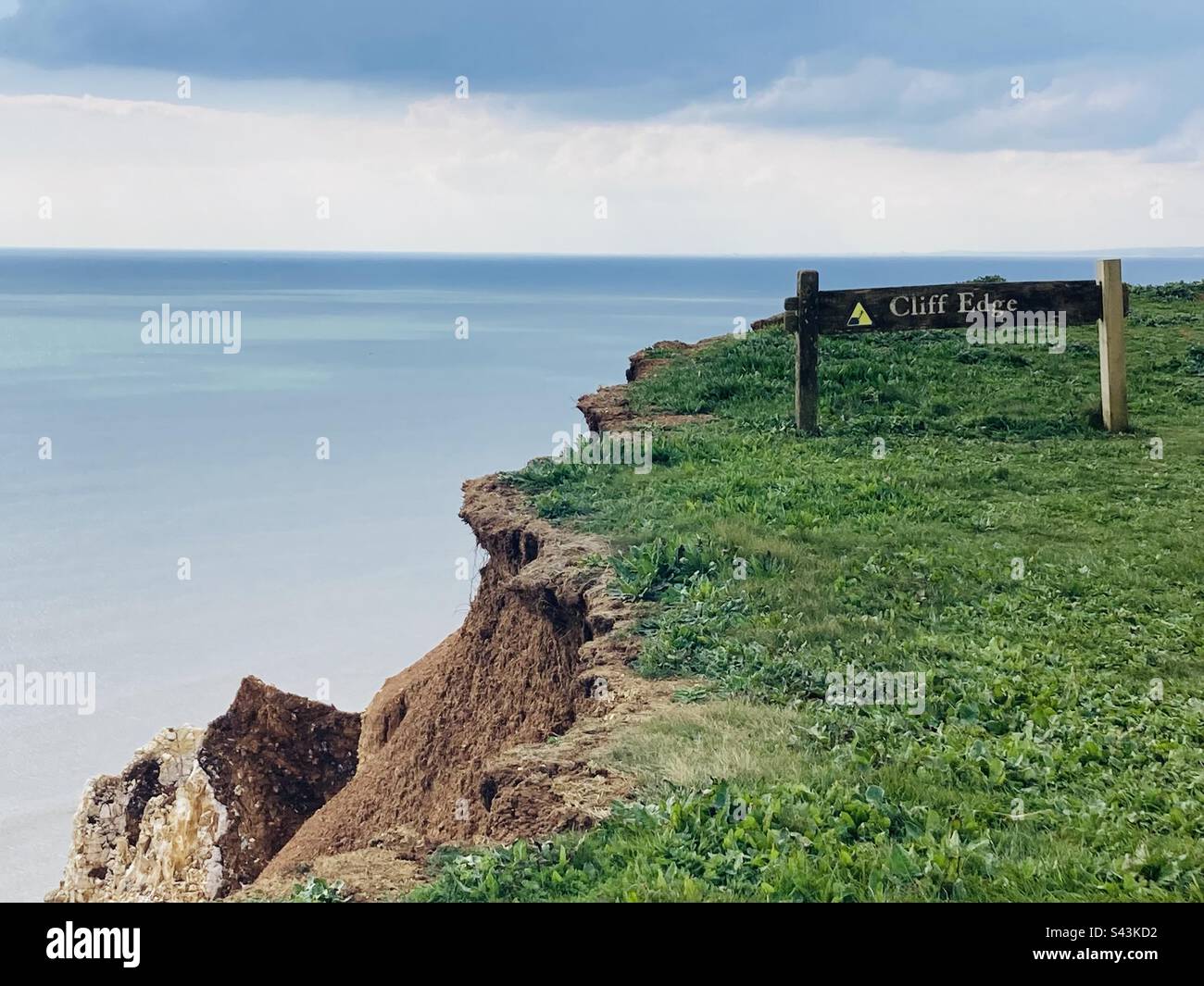 Edge of the world cliffs hi-res stock photography and images - Alamy