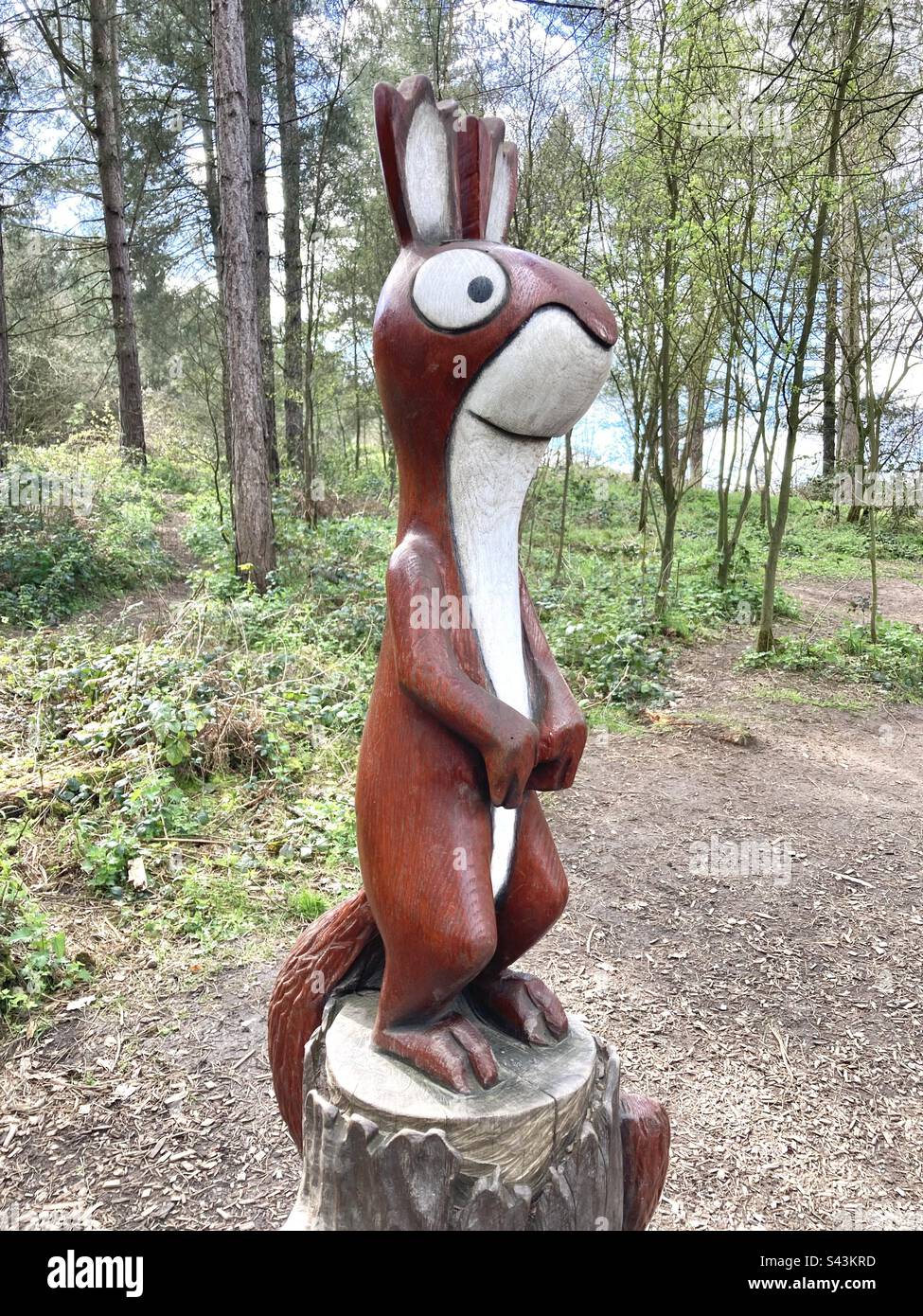 Rabbit wood carving hi-res stock photography and images - Alamy