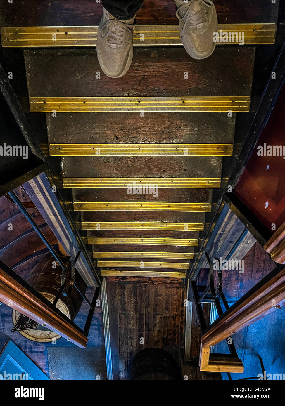 Steep stairs hi-res stock photography and images - Alamy