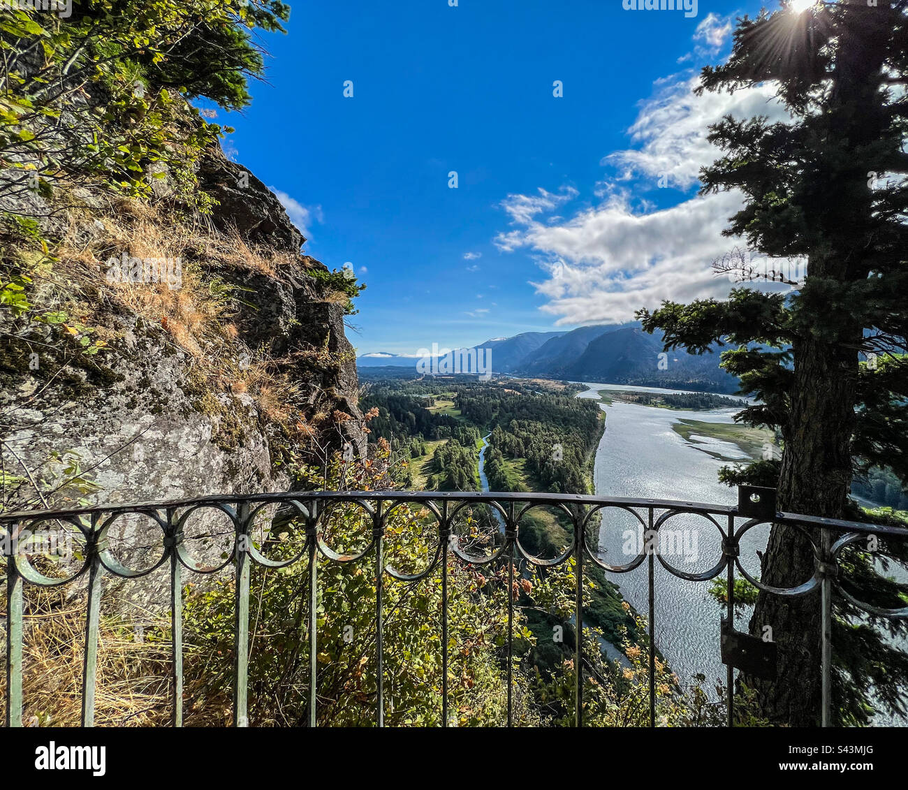 Beacon rail hi-res stock photography and images - Alamy