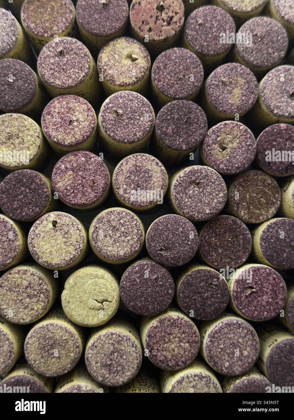 Collection of red wine corks Stock Photo - Alamy
