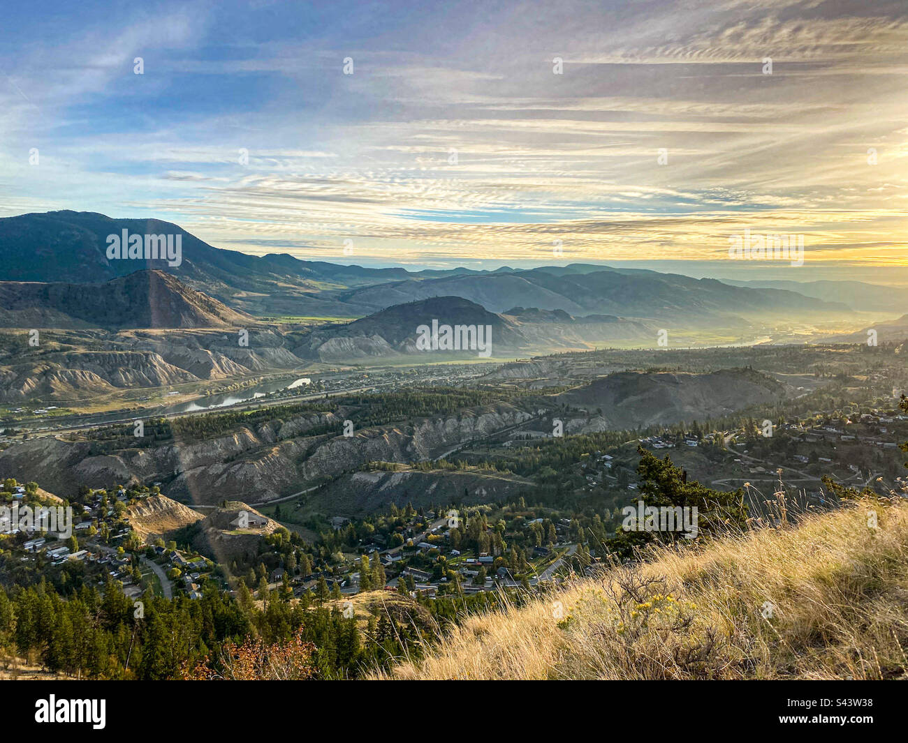 Sunrise hikes hi-res stock photography and images - Alamy