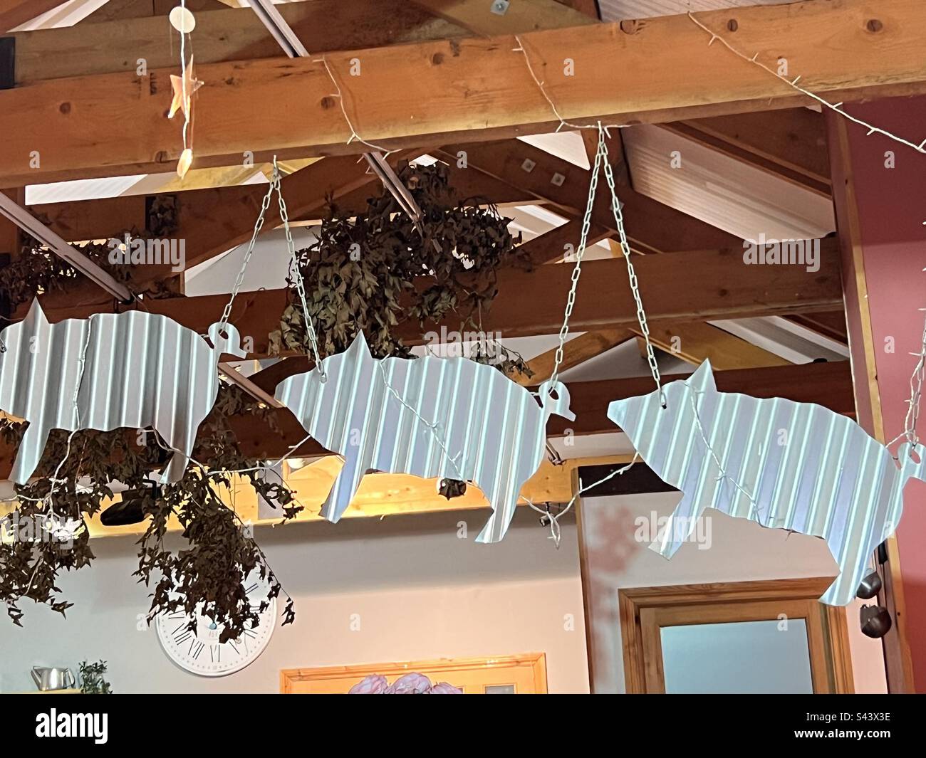 Wooden rafters hi-res stock photography and images - Alamy
