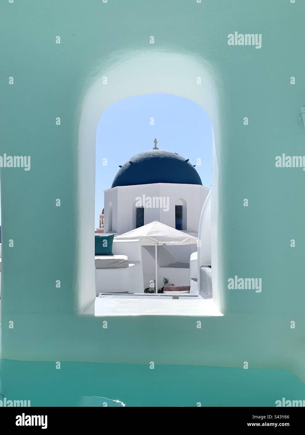 Santorini hotel with cave pool hi-res stock photography and images - Alamy