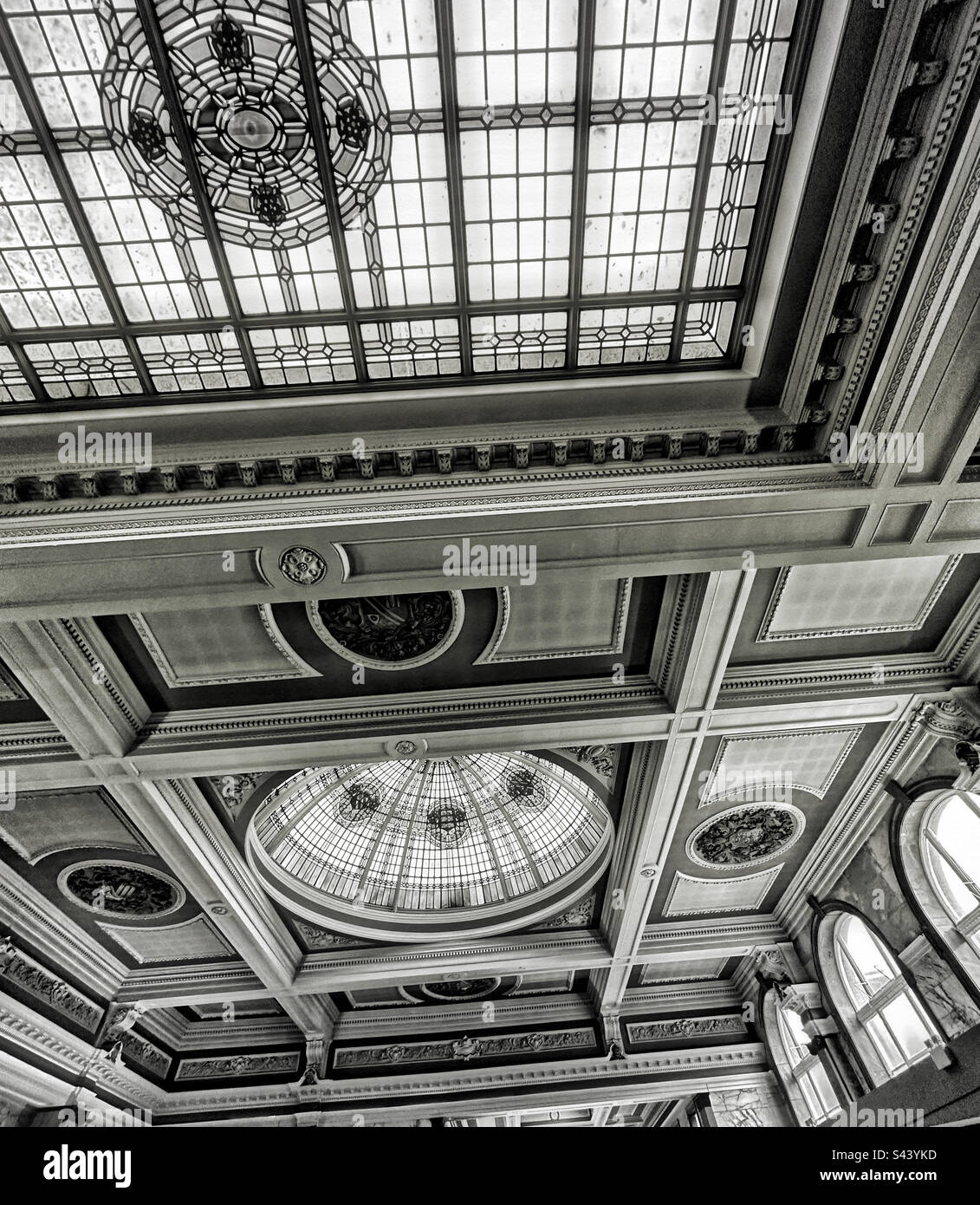Vaulted Open Bank Ceiling Stock Photo - Alamy