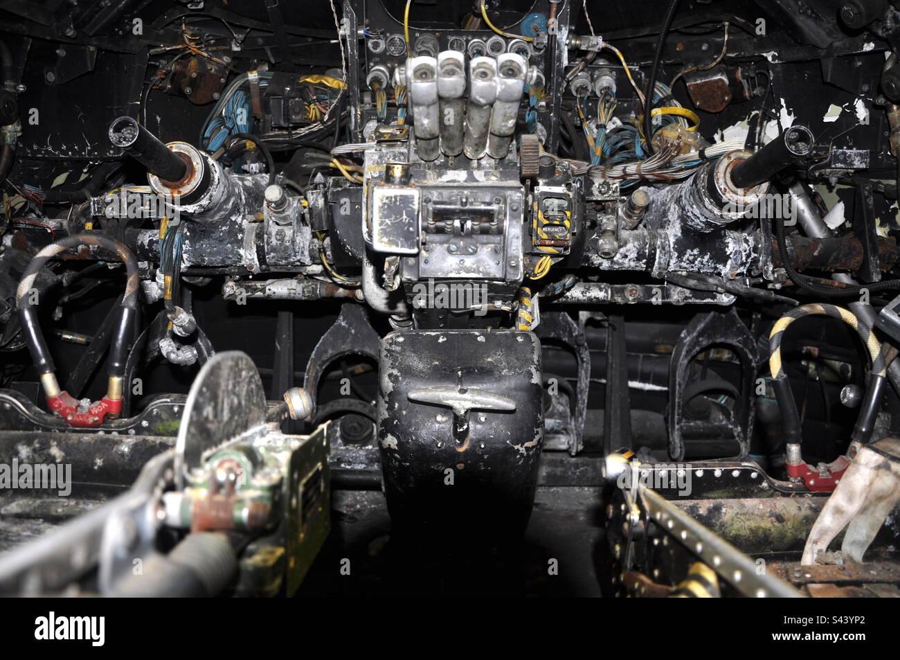 Old Aircraft Cockpit Stock Photo - Alamy