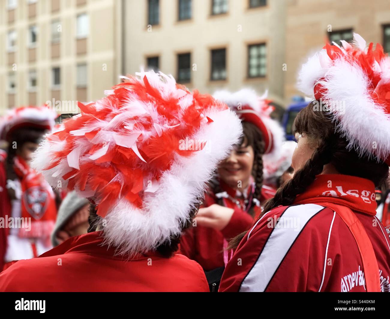 Red carnival costume hi-res stock photography and images - Alamy