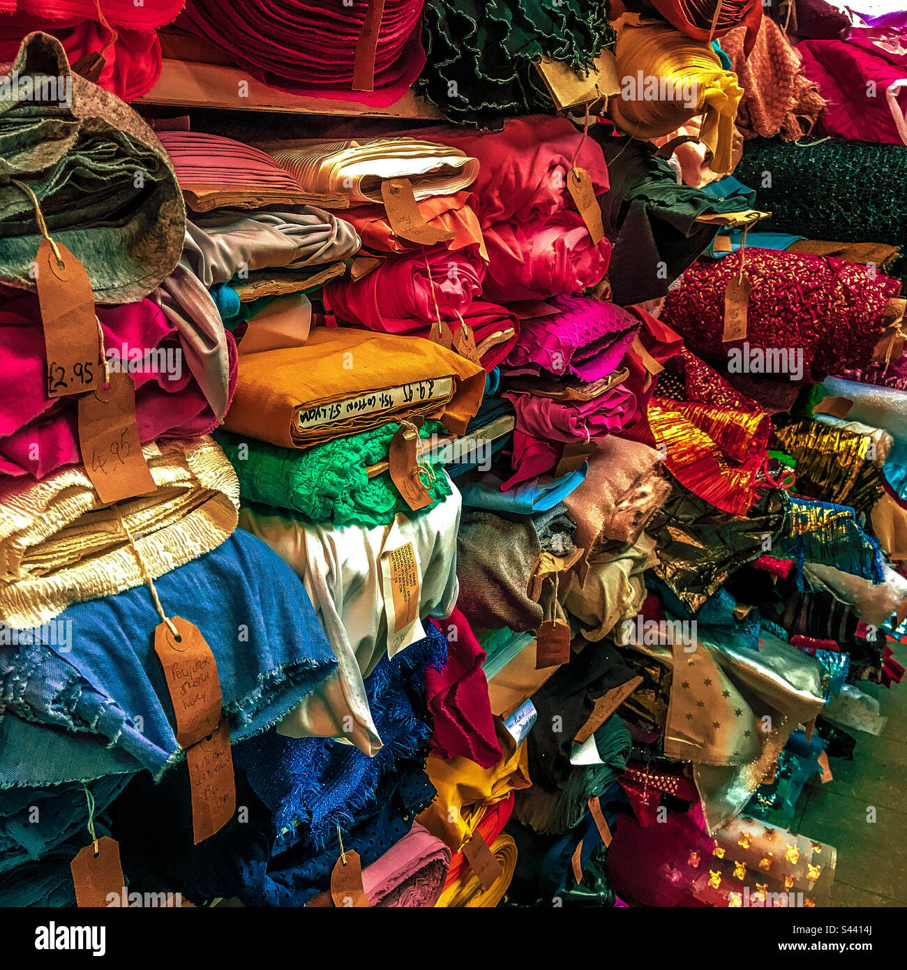 Store dress hi-res stock photography and images - Alamy