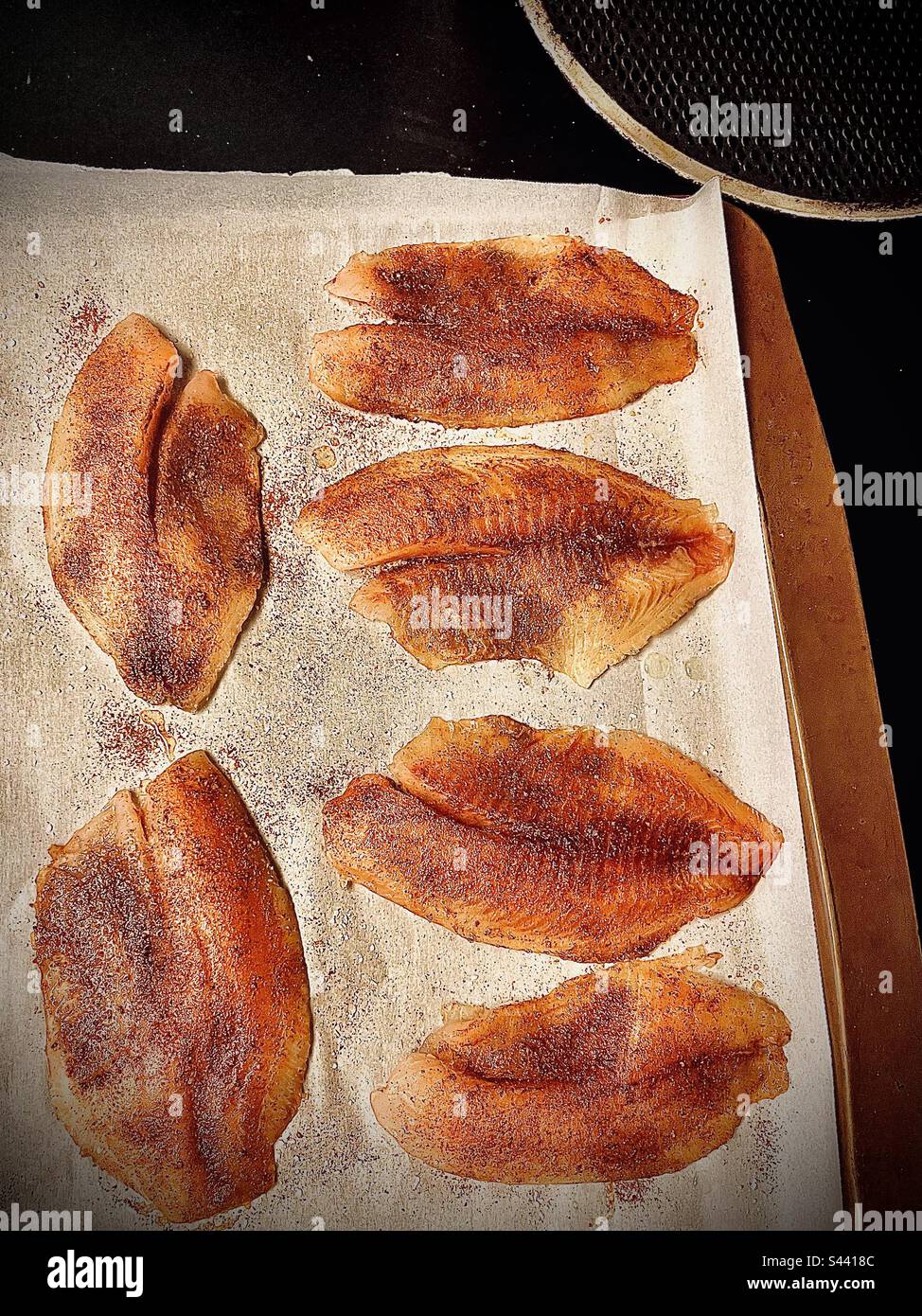 Fish fillets hi-res stock photography and images - Alamy