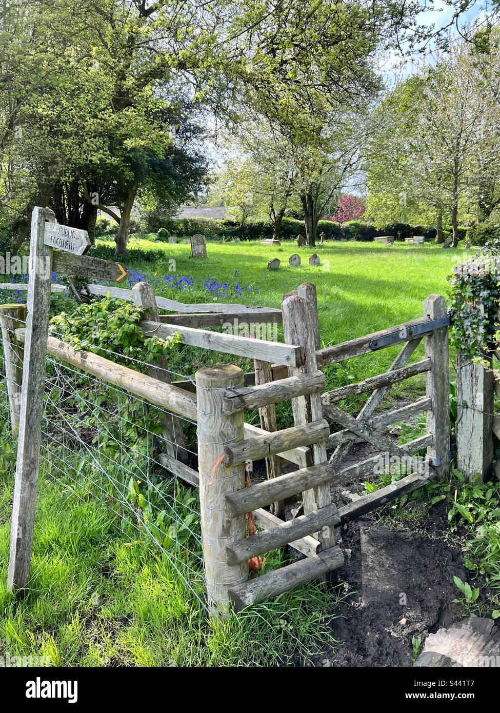 Old stile hi-res stock photography and images - Alamy