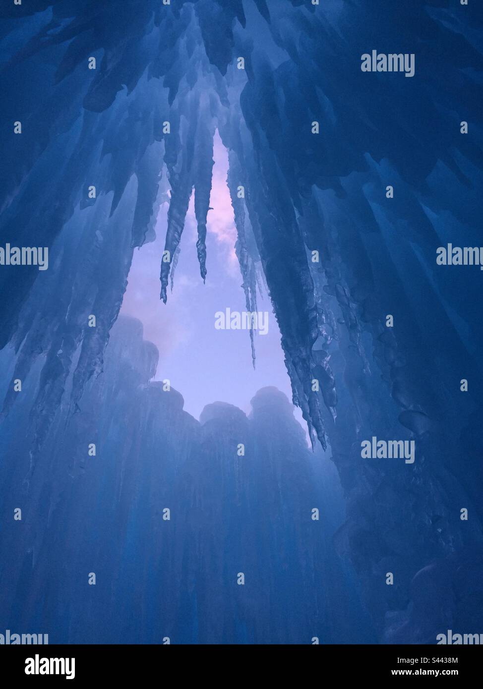 Inside the ice hi-res stock photography and images - Alamy