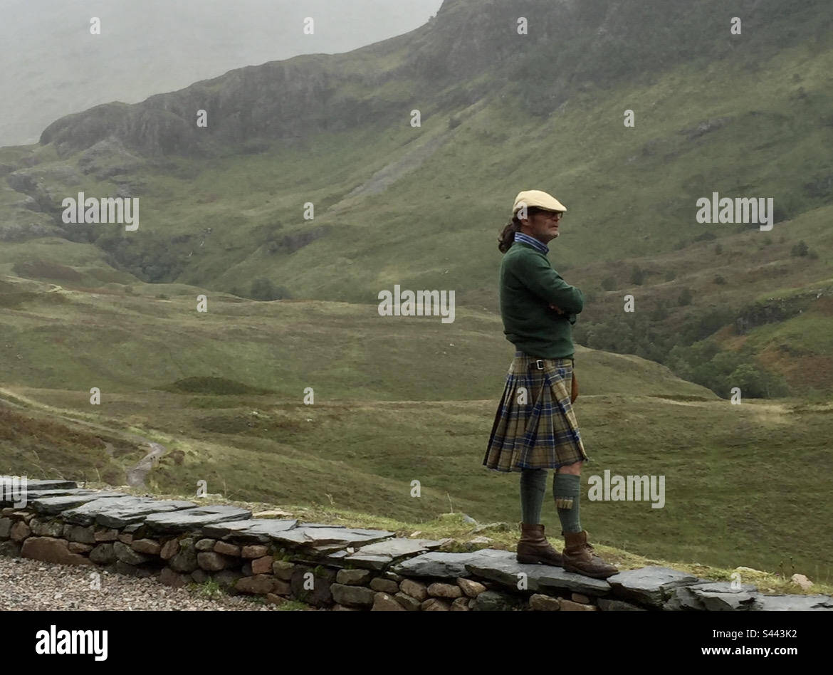 Man scotland kilt hi-res stock photography and images - Alamy